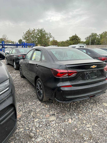Monza izlayapsizmi unda biz bilan boglaning Orient Leasing