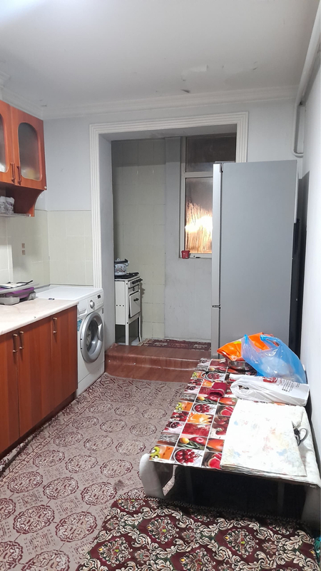 Продается четырёх комнатная квартира четвёртый этаж Согдиана