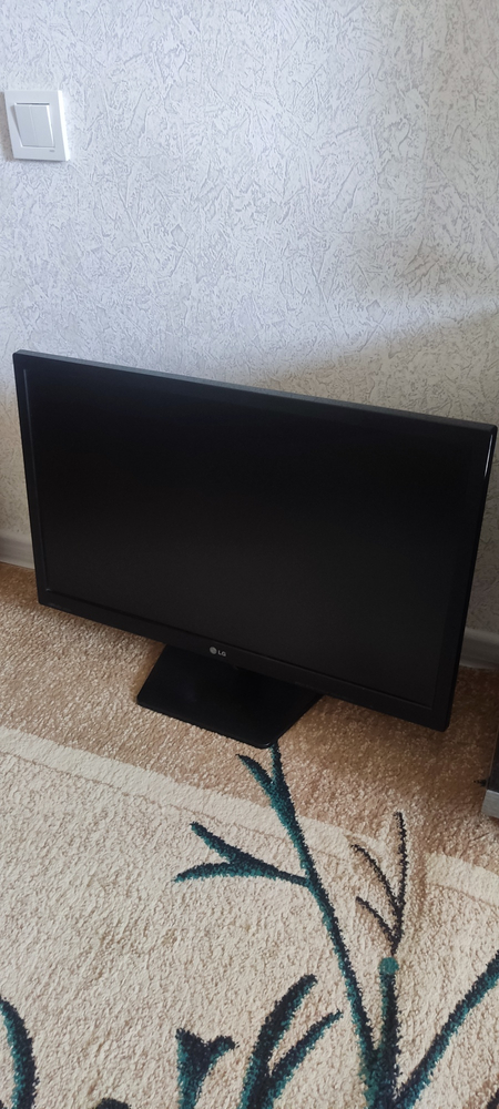 Продам монитор LG 27 черный 60gh, состояние хорошее