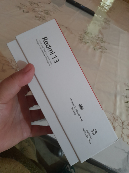 Redmi not 13. 8/256.