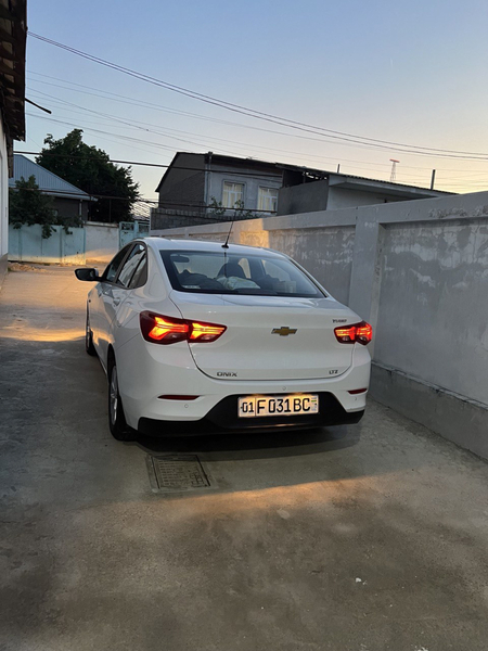Chevrolet Onix 3 позиция