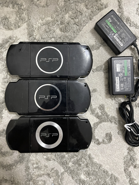 Продам Sony PSP 2000/3000