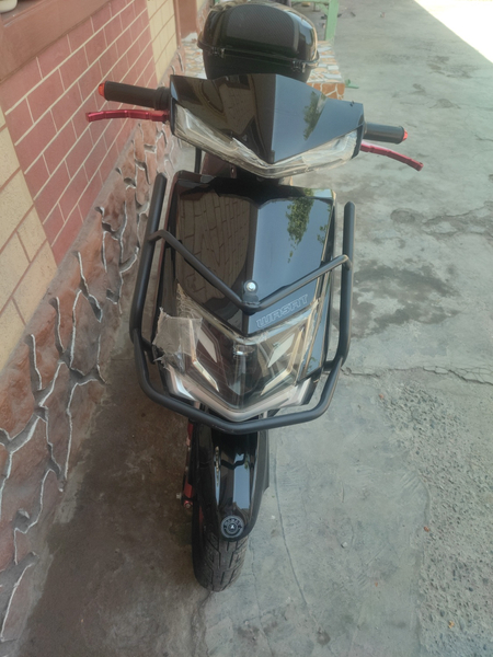 Wsat skuter yangi