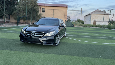 Mersedes Bens W212 sotiladi sroshni