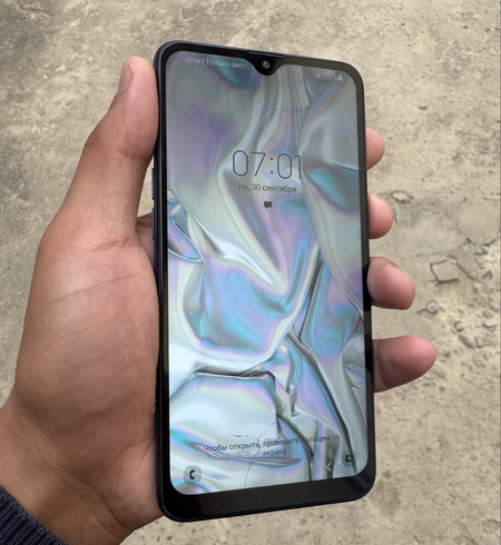 Samsung A10s 32 gb srochno sotiladi