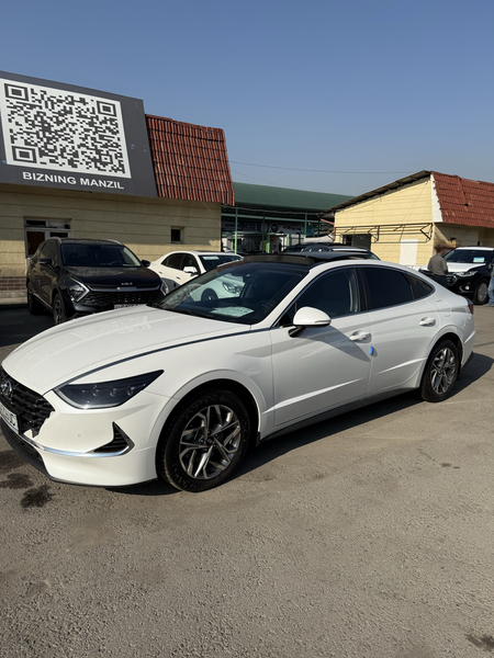 Hyundai Sonata Full