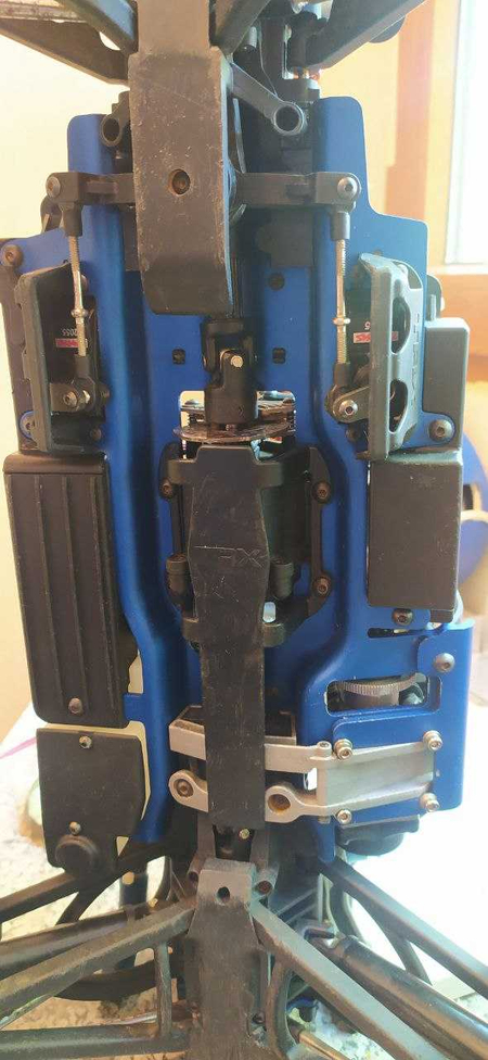 Traxxas Revo 3.3