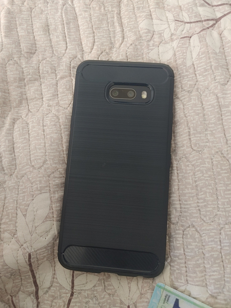 LG V50S 8/256 sotiladi holati 10dan 9