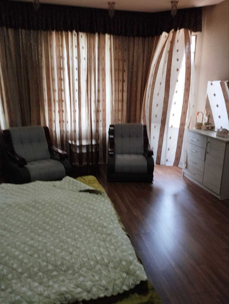 Евродом 4 сотки, 6 комнат, 3 уровня, ул. Никитина.