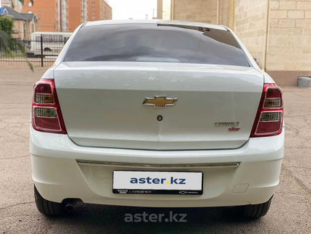 собалт автомашинаси катта чегирма йиллик 8%