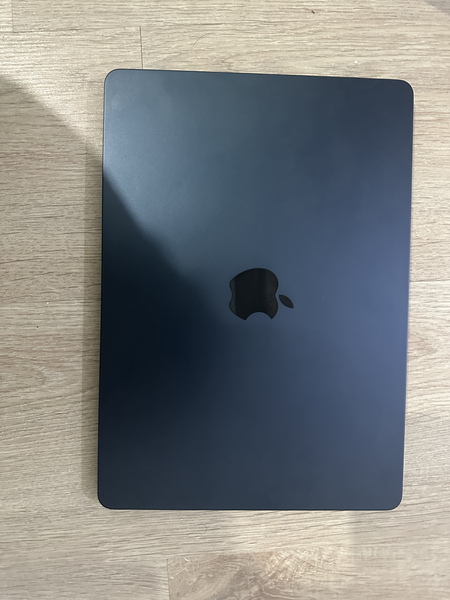 Macbook Air M2 2022