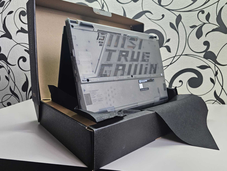 ПРОДАМ MSI Cyborg 15 ГЕЙМЕРСКИЙ Ноутбук Core™ i7-12650H и RTX4060/8GB