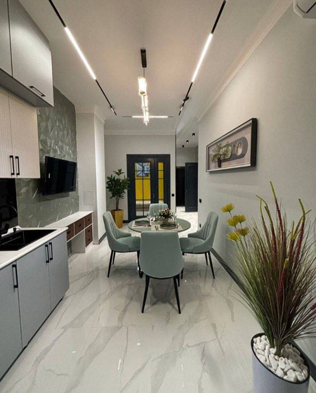 Шота Руставели 2в3/7/10 кирпич новостройка. Же Royal House