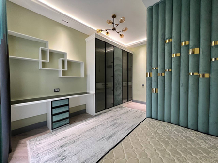 Сдается 4х комнатная квартира в элитном комплексе Tiara Residence!