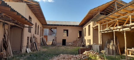 Срочно! Продается 8 соток каробка дом в махалле Маданият, Кибрайский р