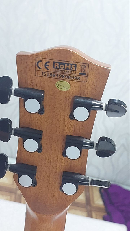 Gitara(acoustic)