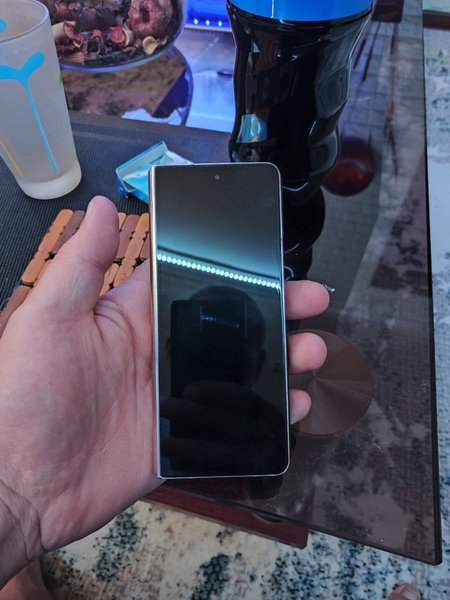 Продаю свой Samsung Fold 4