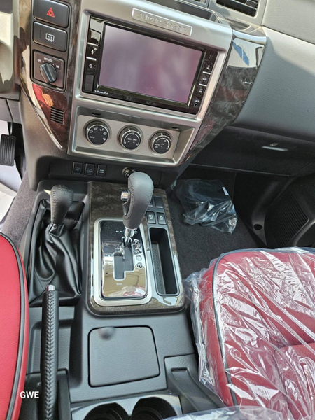 Nissan Patrol Super Safari 2023-yil