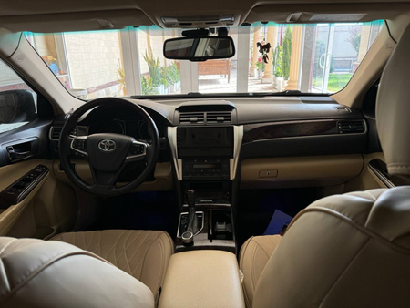 Toyota Camry 2016 Бензин