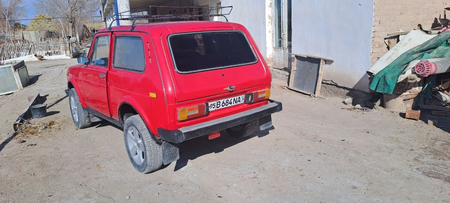 Niva 4x4 satiladi