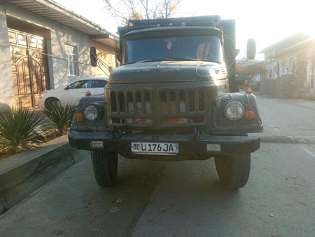 Zil_samasval_ural_mator