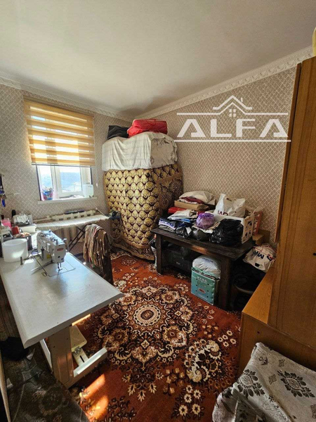 3 xonali 80m² 4-qavat sotiladi.
