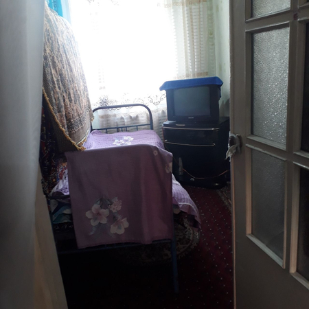 Продаю срочно квартиру  янгихайот спутник 2