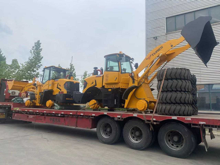 Погрузчик TURES HR935D 1,5 m3