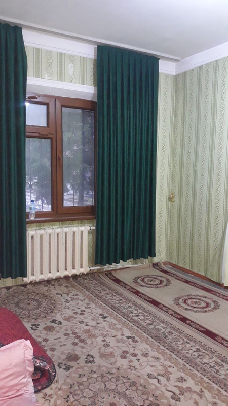 Продажа 4 ком кв. Массив Хумоюн. ( 1-этаж )