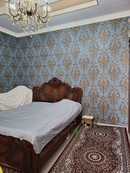 Дом с участком,  3 комнаты,  кухня 2 санузла,  3,2  соток земли.