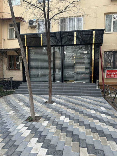 Продаётся Офис Массив Феруза 90м2 5х ком с арендатором
