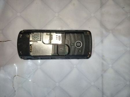 Kechaoda va Samsung telefonchalari sotiladi
