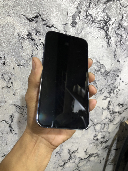 Iphone 13 Pro (icloudga tushkan)