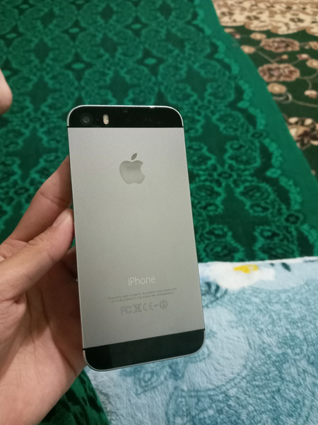 Ayfon sotiladi 350000