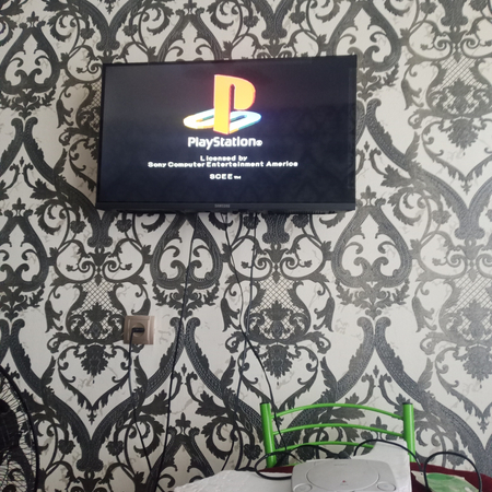 Playstation one sotiladi