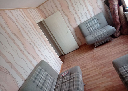 Академ городок. Посольство Чехии 2/4/4. 38м². Кирпич.