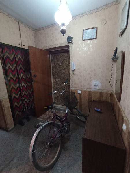Продается двухкомнатная квартира на массиве Водник