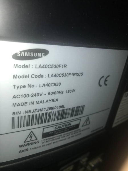 Продаётся телевизор samsung 40 диагональ