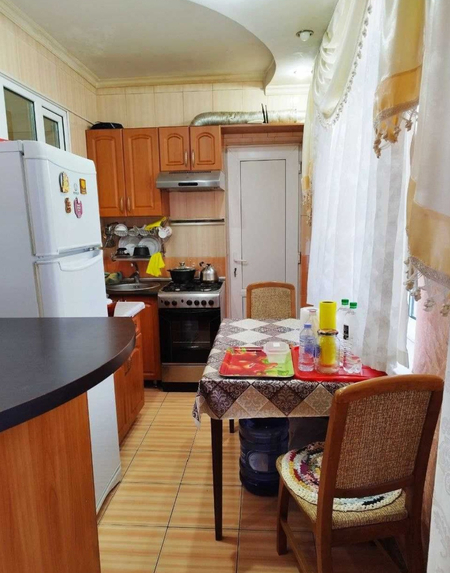 Срочно продаю свою 3 комнатную квартиру 77 серия мирабадском рисовым