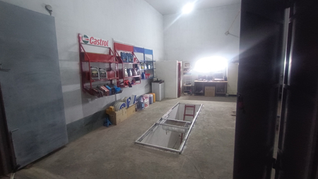 Avto Servis Arendaga beriladi