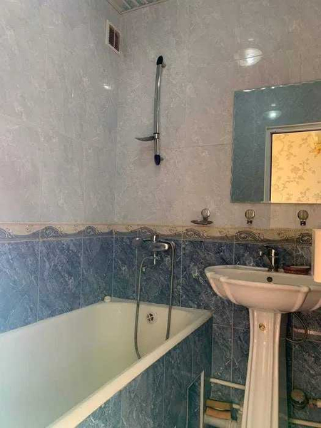 Себзар  .4/3/5.  кирпич   90м²