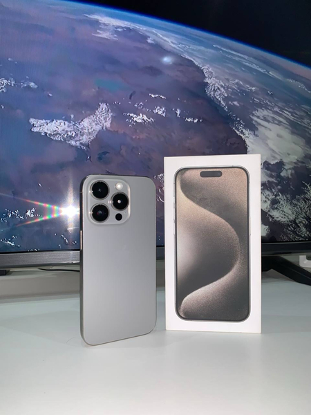 iPhone 15 Pro, Natural Titanium, 256 GB