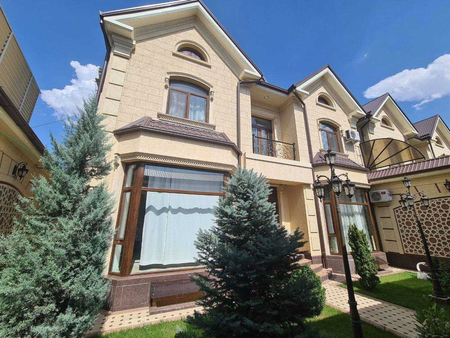 Продается лучший и современный дом 4.8 соток на Мать и Дитя