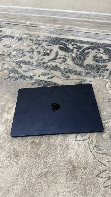 Macbook m2 15 Apple