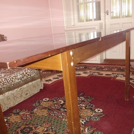 Продается расширяющийся прямоугольный стол