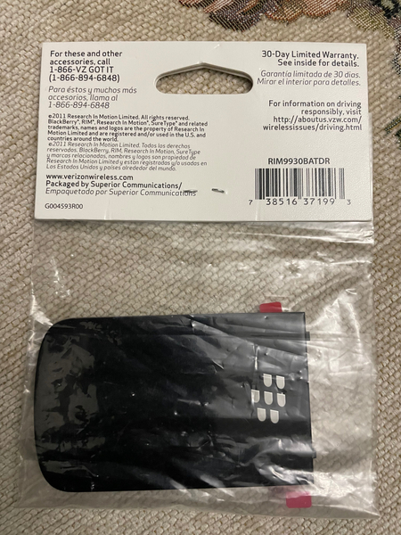 Продаются новый Blackberry 9930 sprint original перфектом Мобил