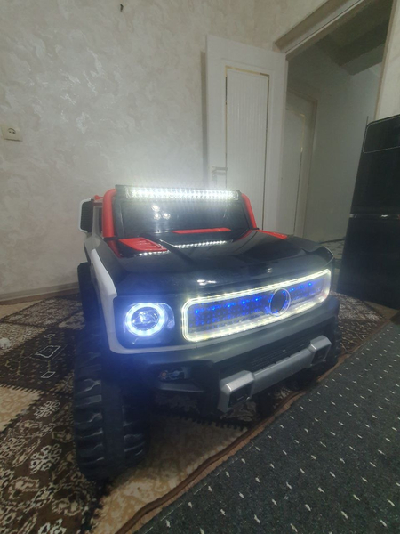 Bolalar mashinasi pultli