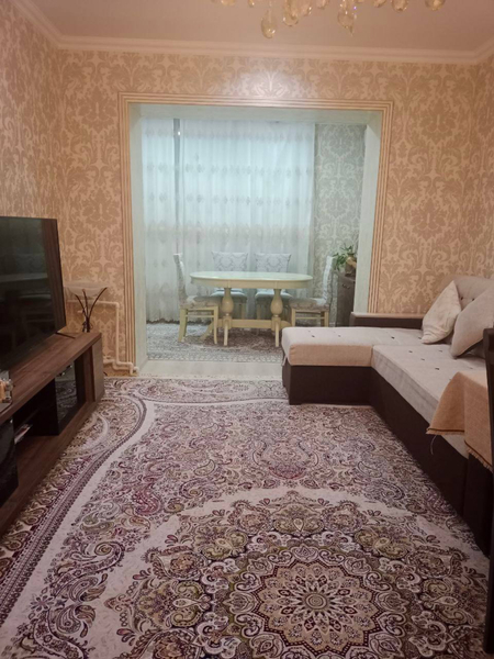 Метро Буюк Ипак Йюли , 5/1/4 , кирпич , 77 серия , 113 000 у.е