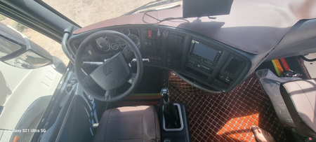 Howo-T7H 6x4 CNG E5