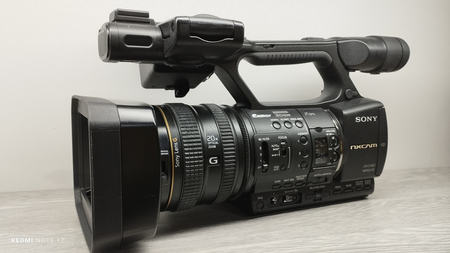 Sony HDR-AX2000, HD, AVCHD